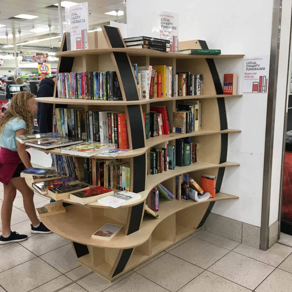 Wave Bookcase – urban fuzz